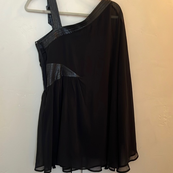 Double Zero | Dresses | New With Tags Black Off The Shoulder Cocktail ...